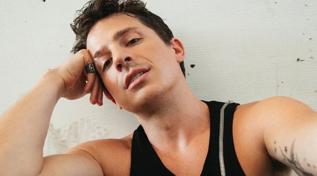 Charlie Puth a lansat piesa „Lipstick”, extrasă de pe viitorul său ...